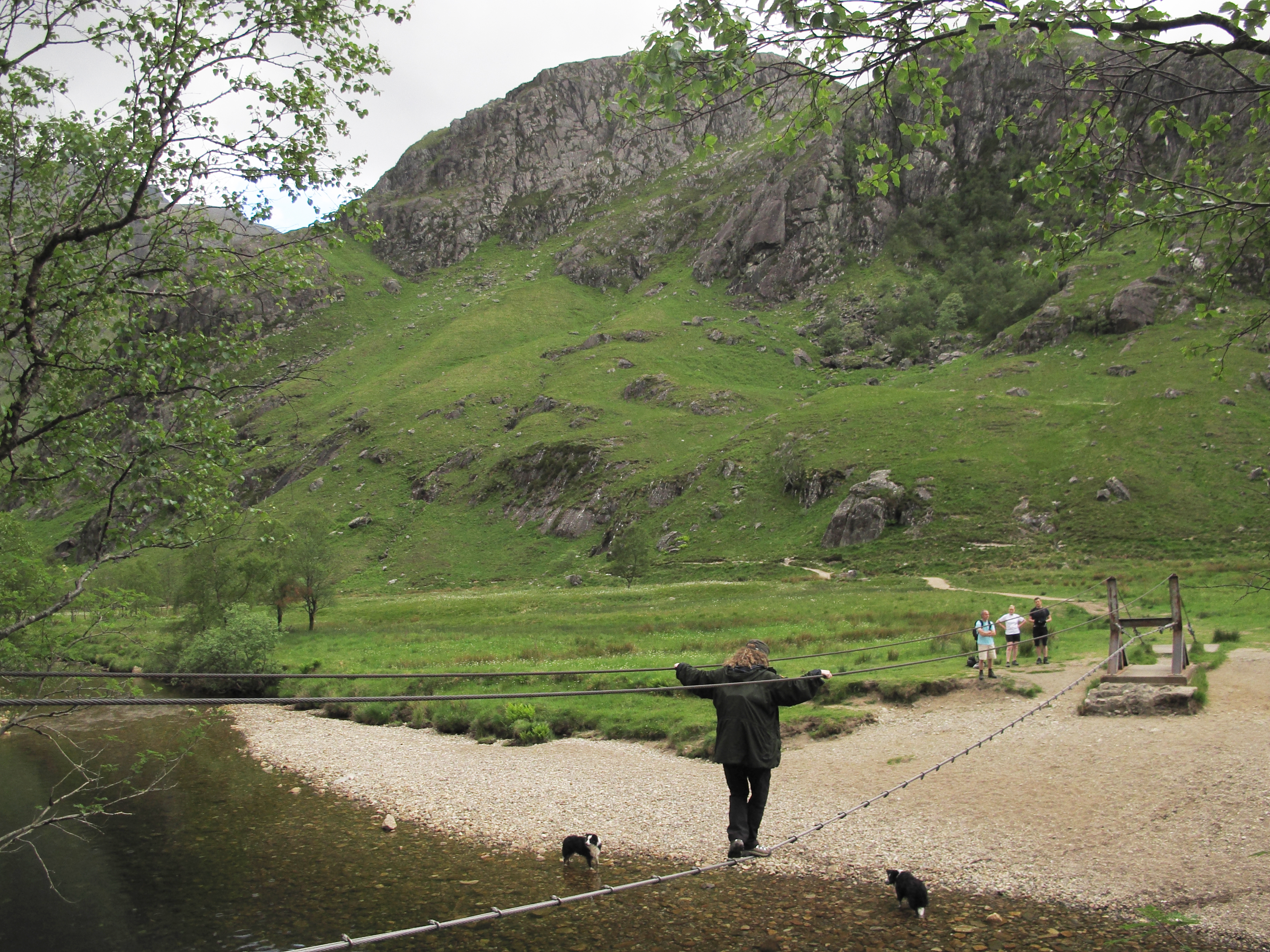 Maintain the wire bridge in Glen Nevis